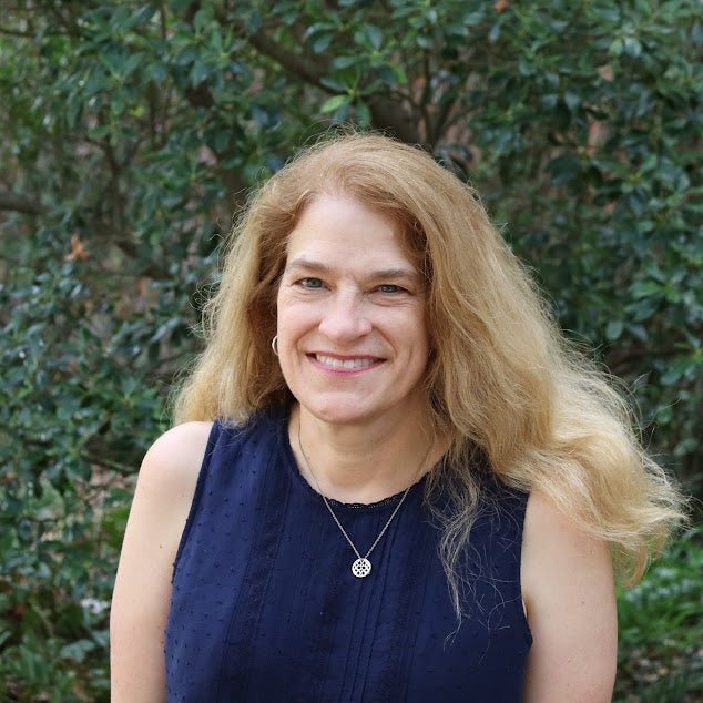 Elisabeth (Dale) Thomas | Staff | The People of Rice | Rice University